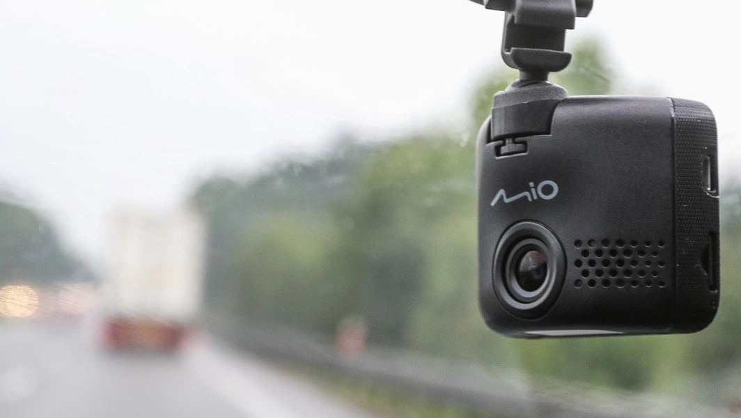 5 innovative car accessories for comfort, safety, and style