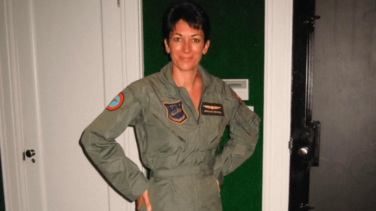Ghislaine Maxwell felt up 14-year-old to ensure she had a 'great body ...