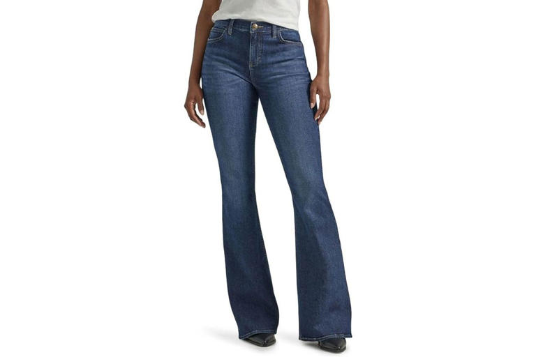 I’m a jeans snob, but I’m buying flattering Levi’s and Oprah-loved ...