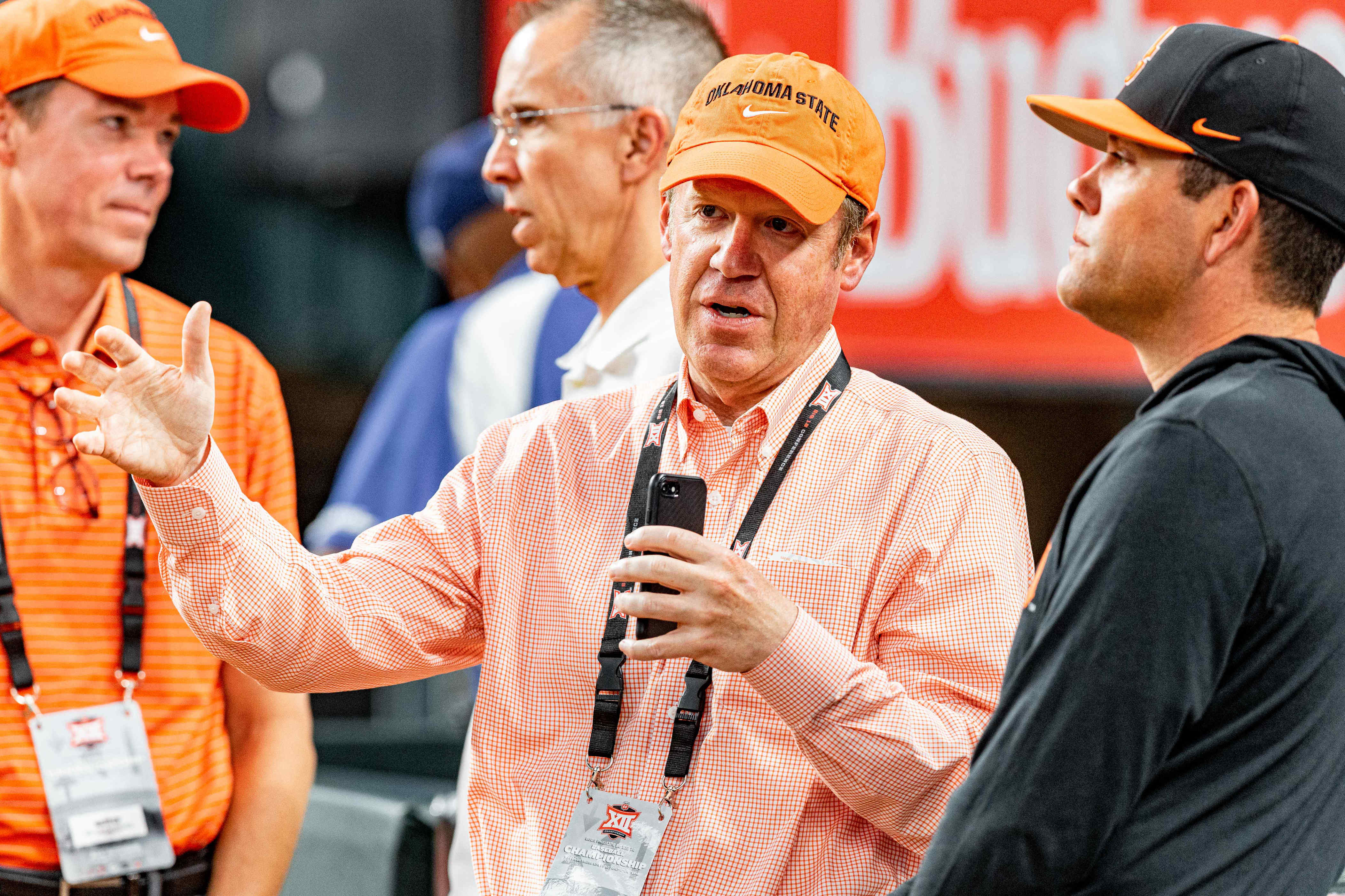 Former Tennessee deputy athletic director Reid Sigmon hired by Navy