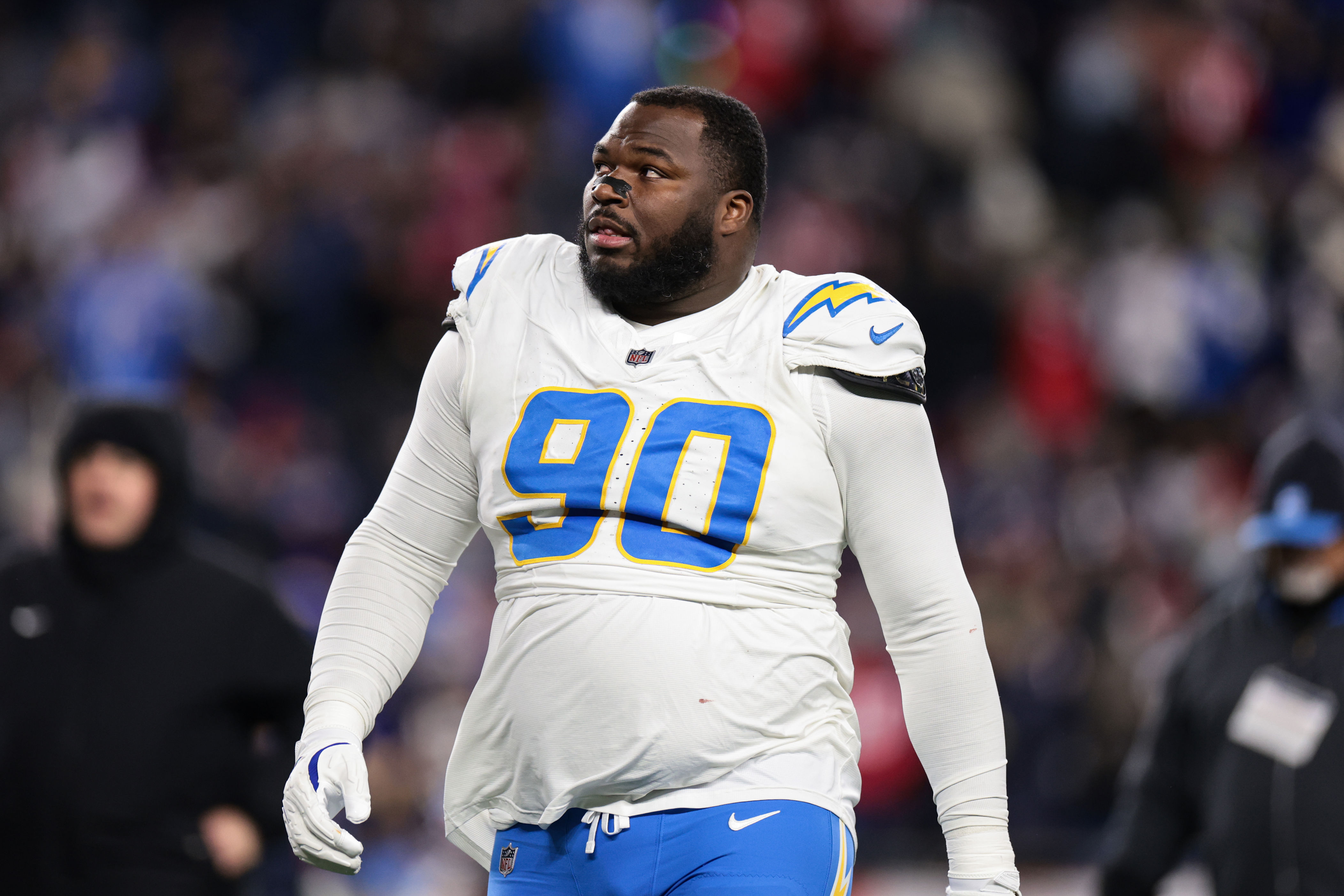 Exclusive: $400K worth of luxury items stolen from Chargers' Teair Tart ...