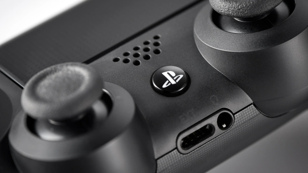 Sony patents PS controller with real-time shape-shifting buttons