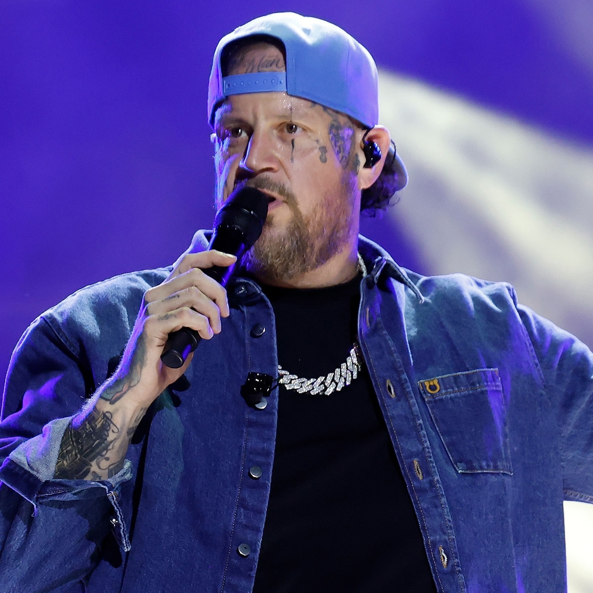Jelly Roll details recent hospitalization