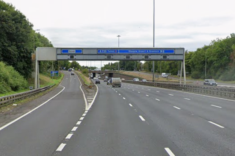 Three in hospital after Glasgow M8 crash as car ploughs into barriers ...