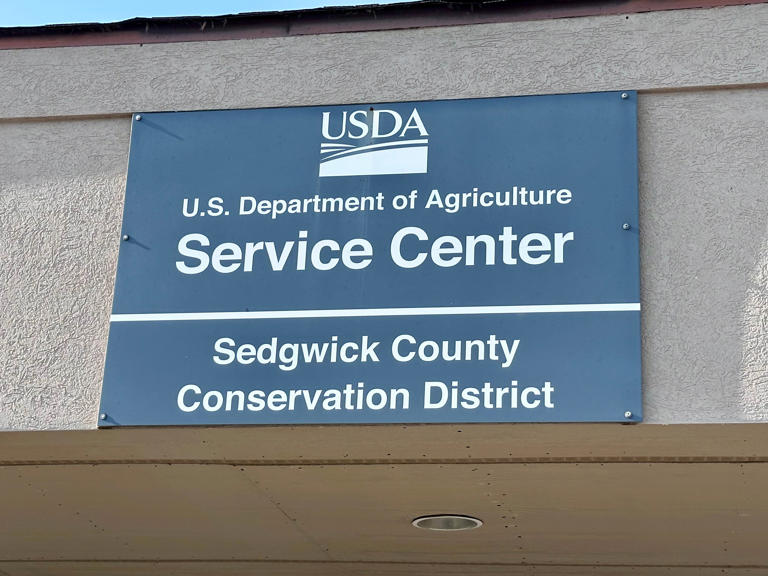 Reps. Schmidt and Davids team up for legislation to maintain access to ...