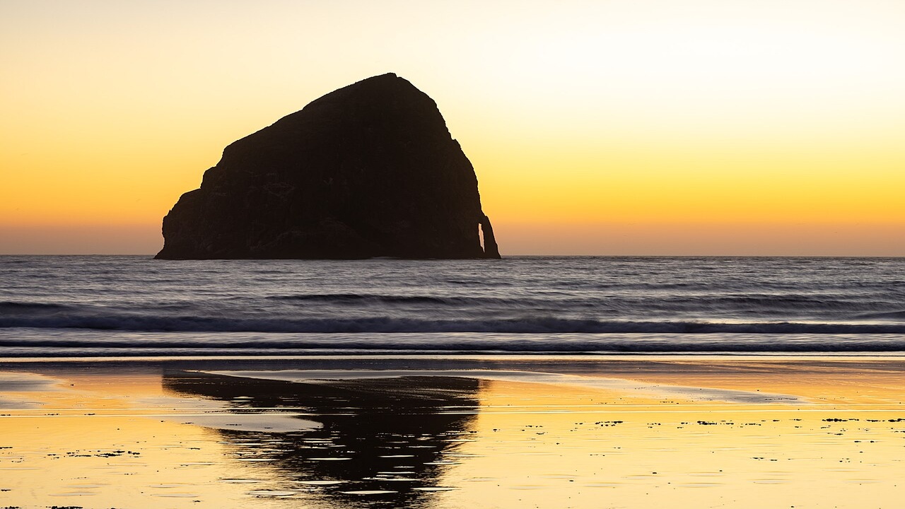Climb a 240-foot dune, poke around tide pools, and pay nothing: Welcome ...