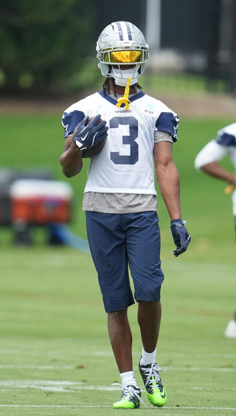 George Pickens says he picks winning a Super Bowl over a holdout