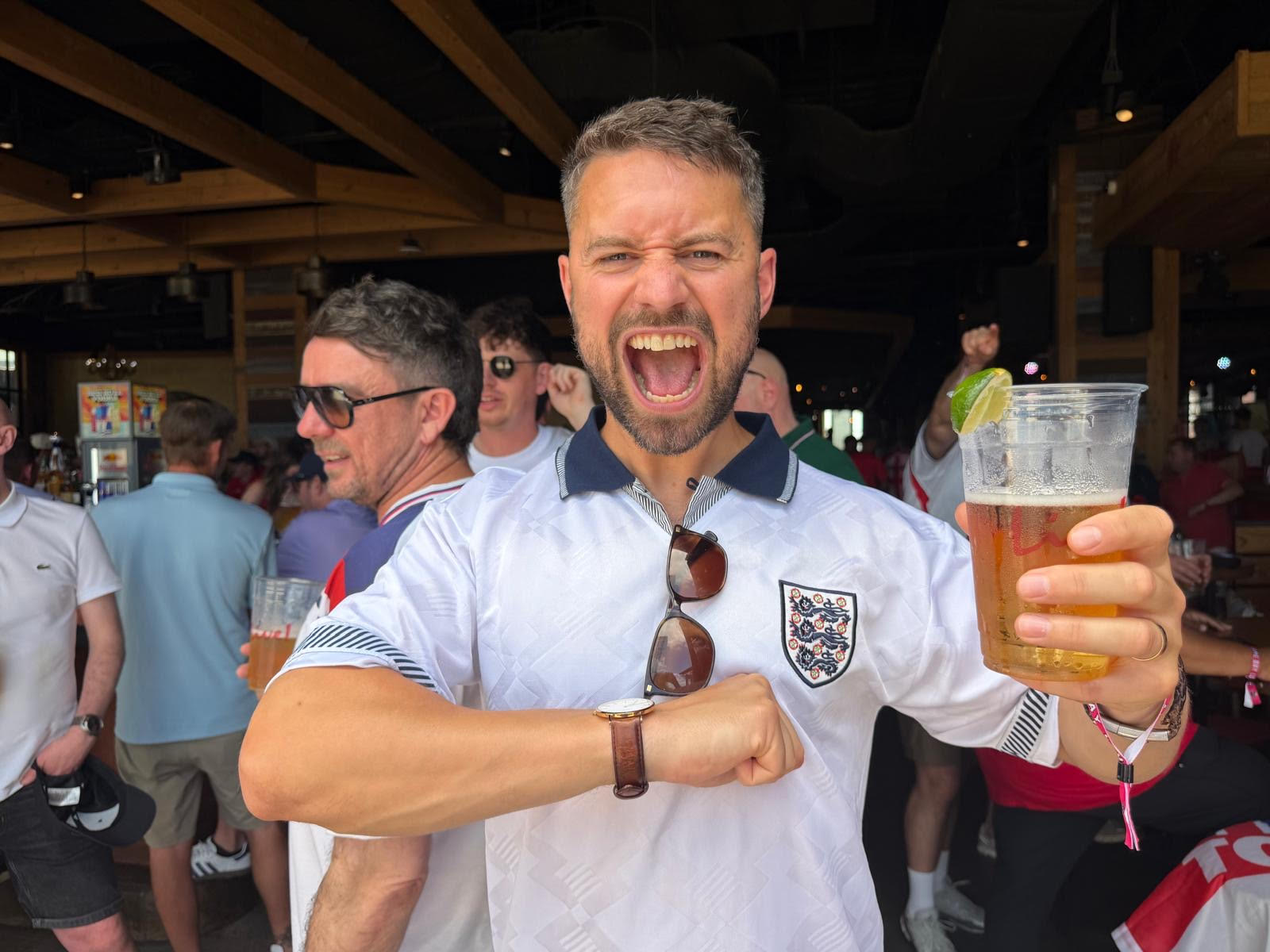 Ten glorious pictures as Leeds United fans descend on Dallas for ...