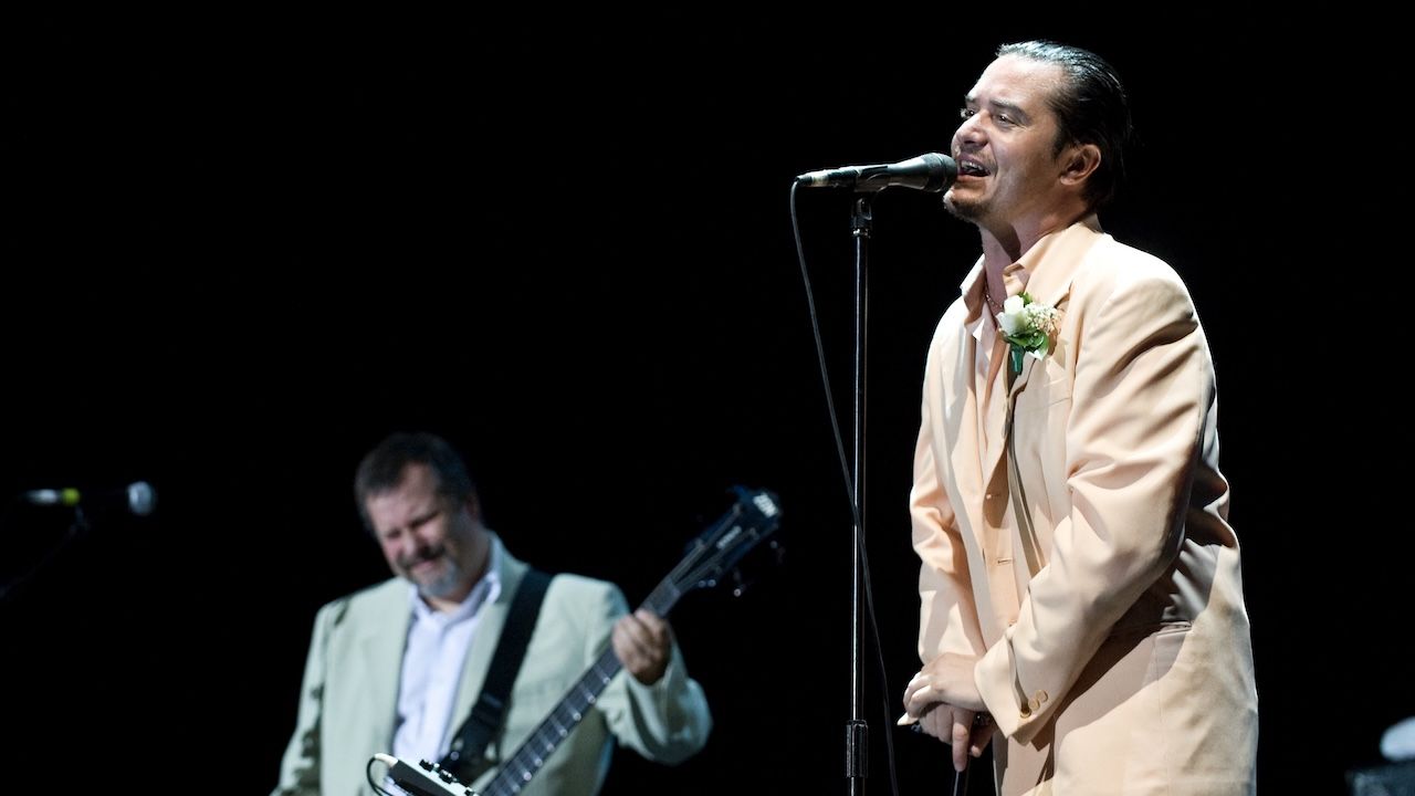 Faith No More bassist Bill Gould confirms that the band will be back in ...