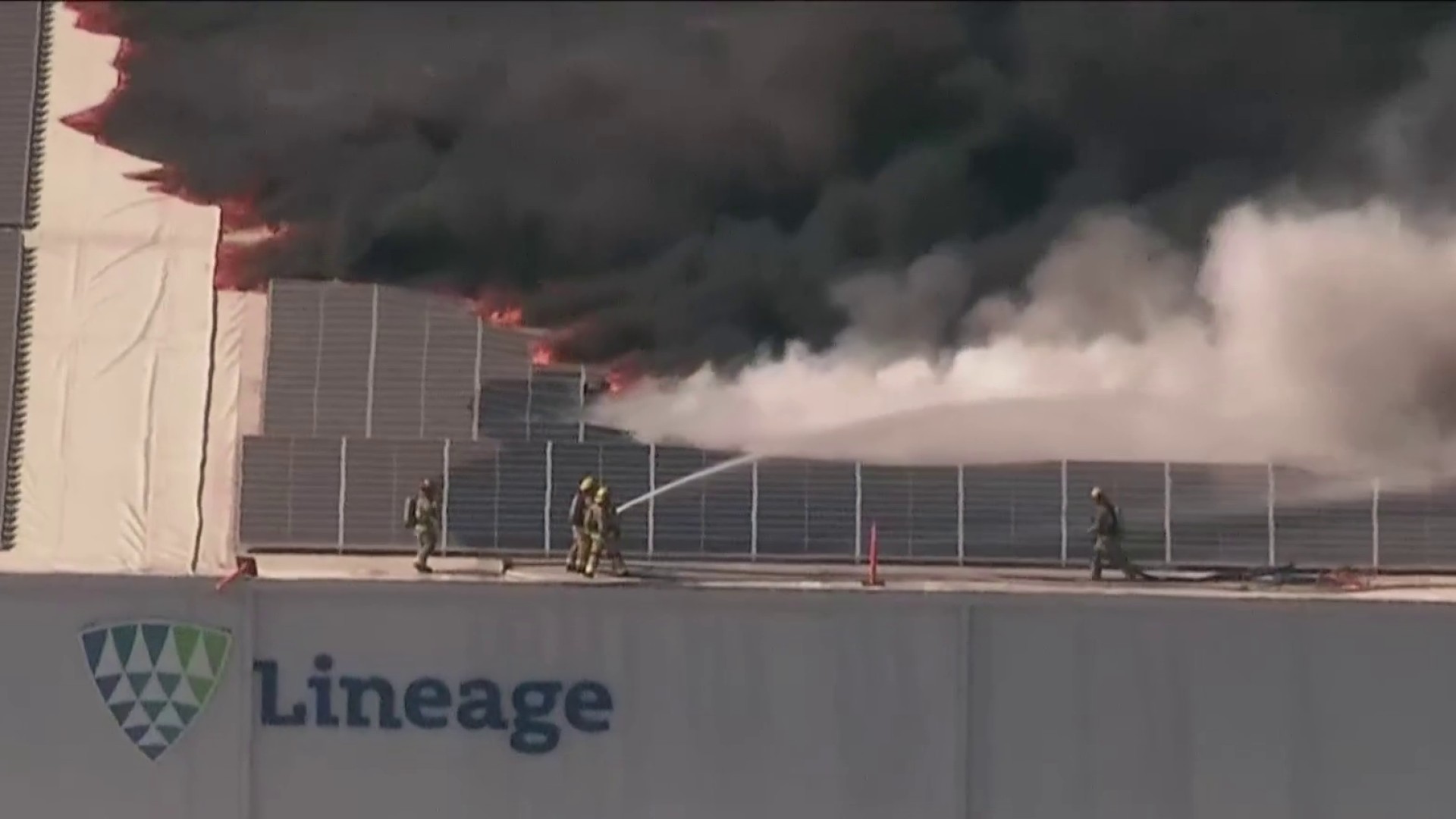 Shelter-in-place order issued in Los Angeles over massive commercial ...