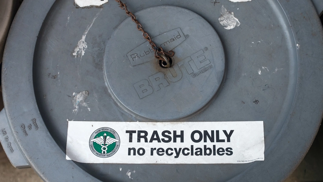 Recycling symbols that signal trash or special disposal