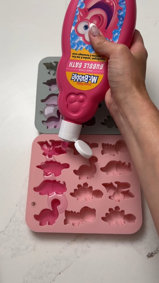 Bath time made easier: simple parenting hack