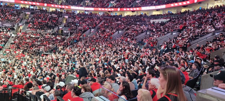 ‘Blazers may not stay’: MultCo commissioners set to discuss Moda Center ...
