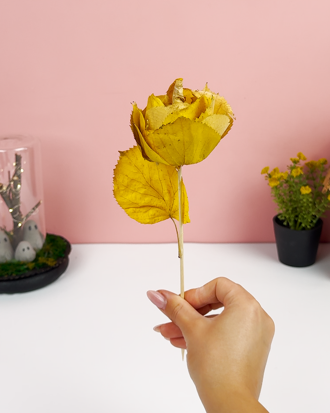 Transform leaves into a stunning rose 🌹