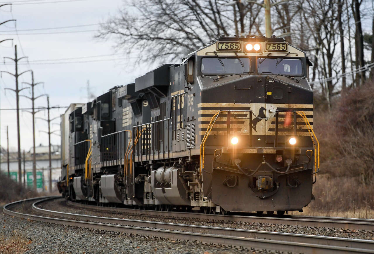Houston woman hit by Union Pacific train loses $73M award