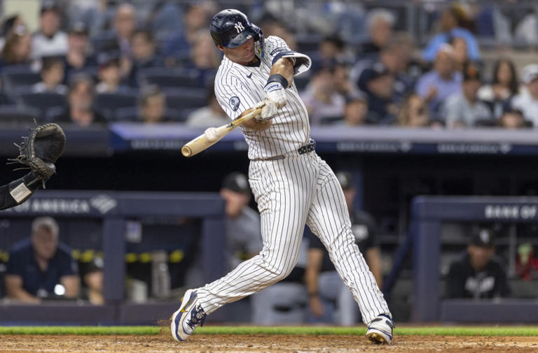 Knicks’ Jalen Brunson, Josh Hart watch Yankees put on power show in ...