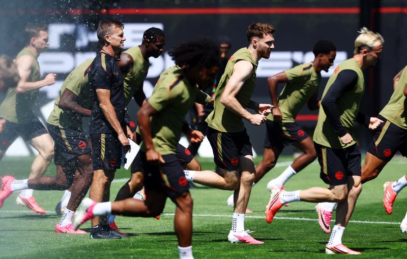 Soccer-Canada seeking to take control early in Qatar World Cup showdown