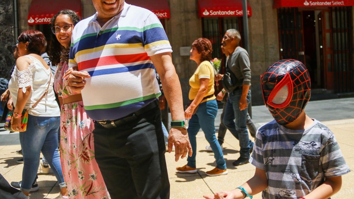 Plantean otorgar licencia de paternidad de hasta 12 semanas