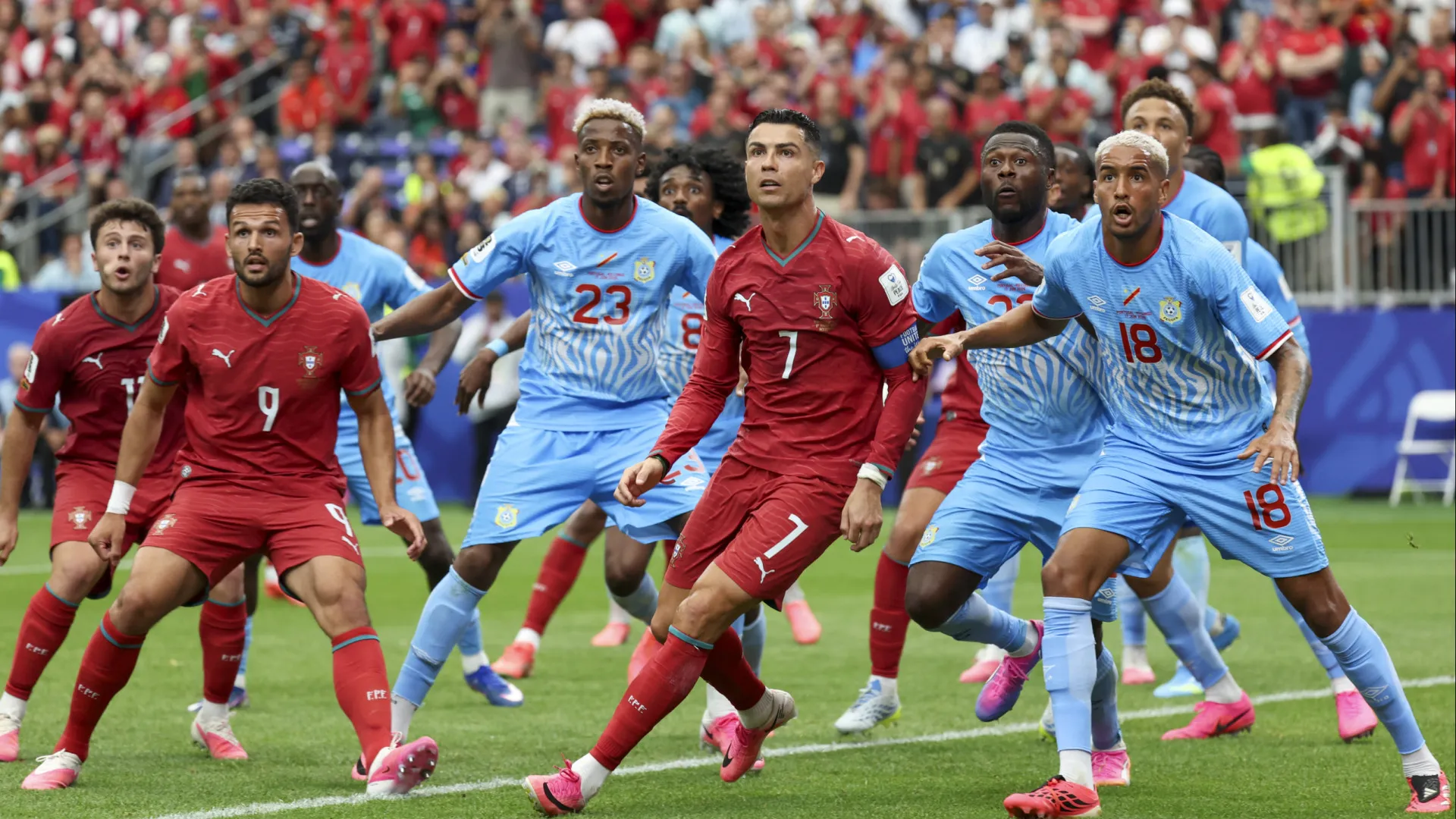 Entre a apatia de Portugal, houve Kane e Díaz para fazer a festa
