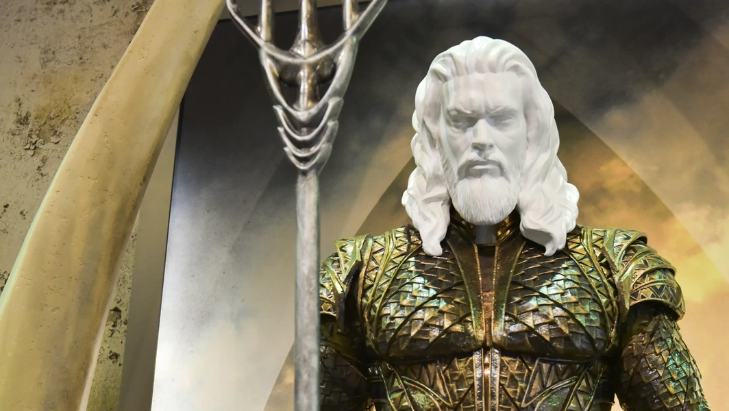 4 iconic DC superhero costume redesigns