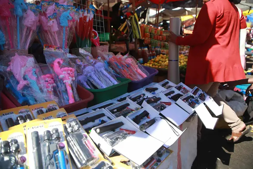 Fête nationale - Des pointeurs laser en vente libre