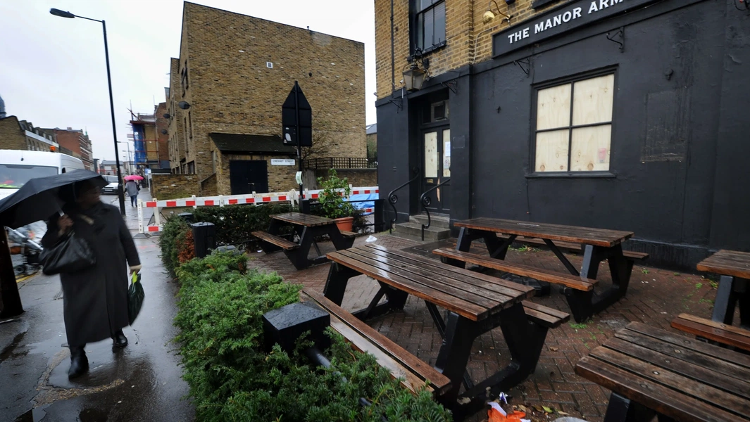 Prince William donates £1,000 to help save Wiltshire pub