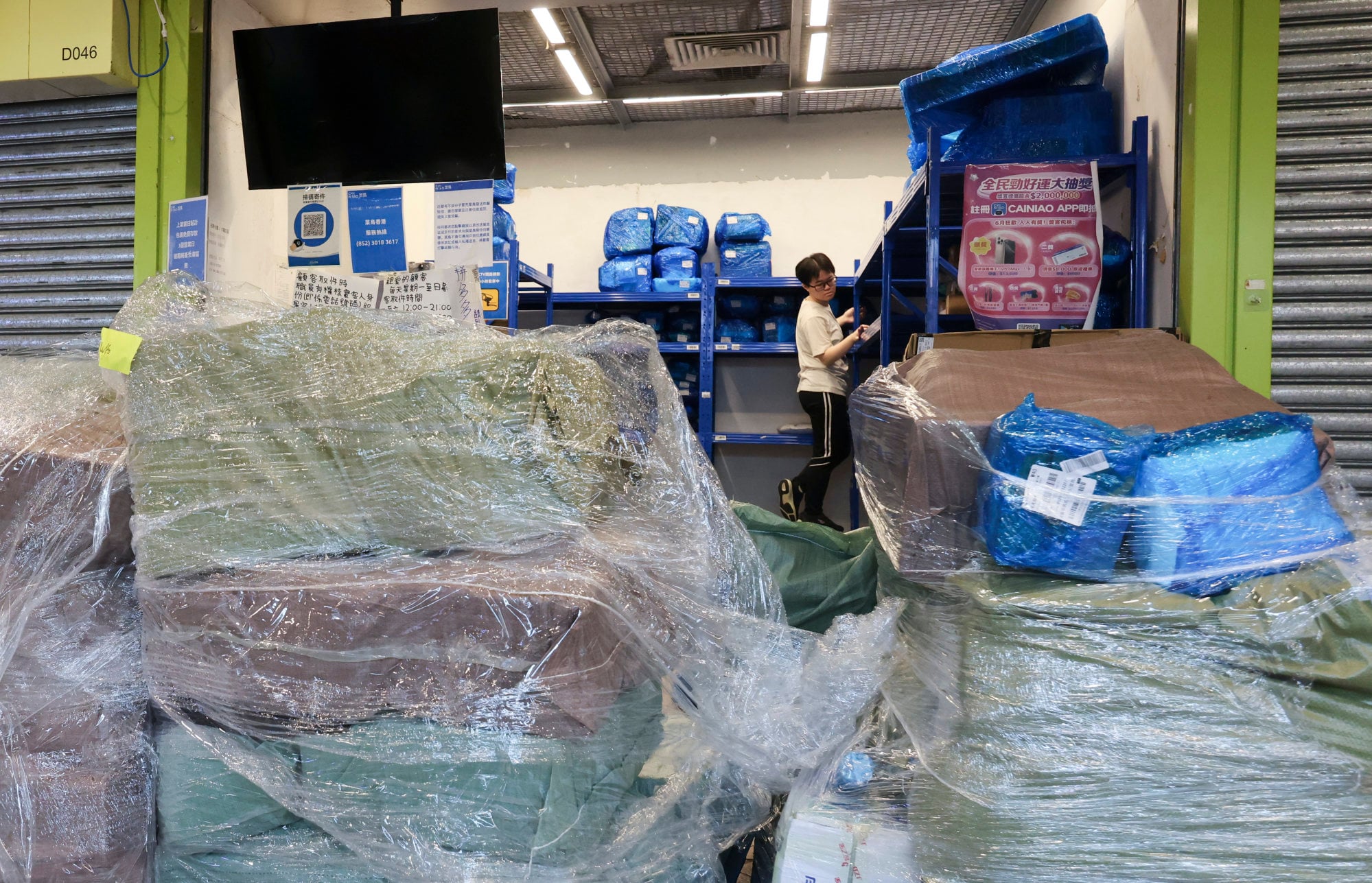 Green group urges Hong Kong to cut excessive e-commerce packaging waste