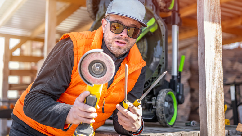 Skip the metal file: There's a smarter way to sharpen lawn mower blades