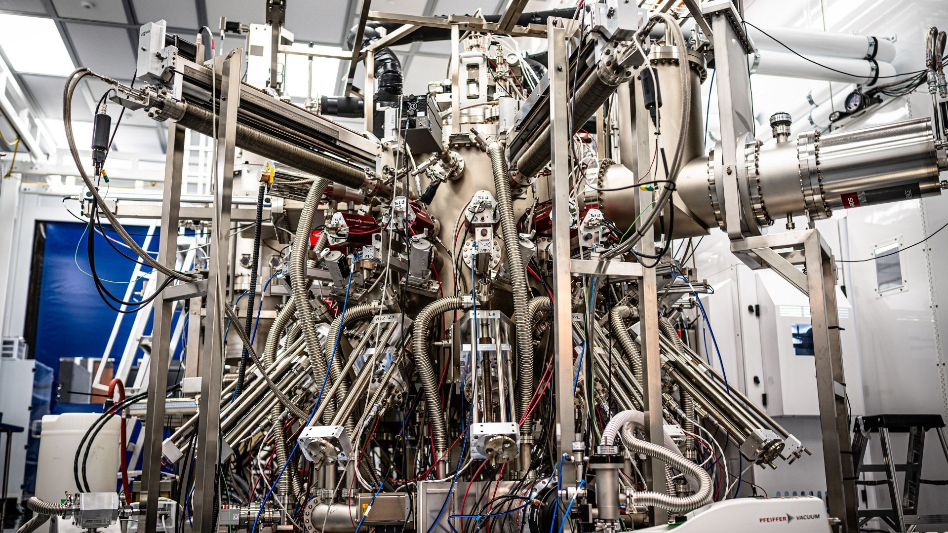 US startup starts work on ‘first utility-scale quantum computer’ in ...