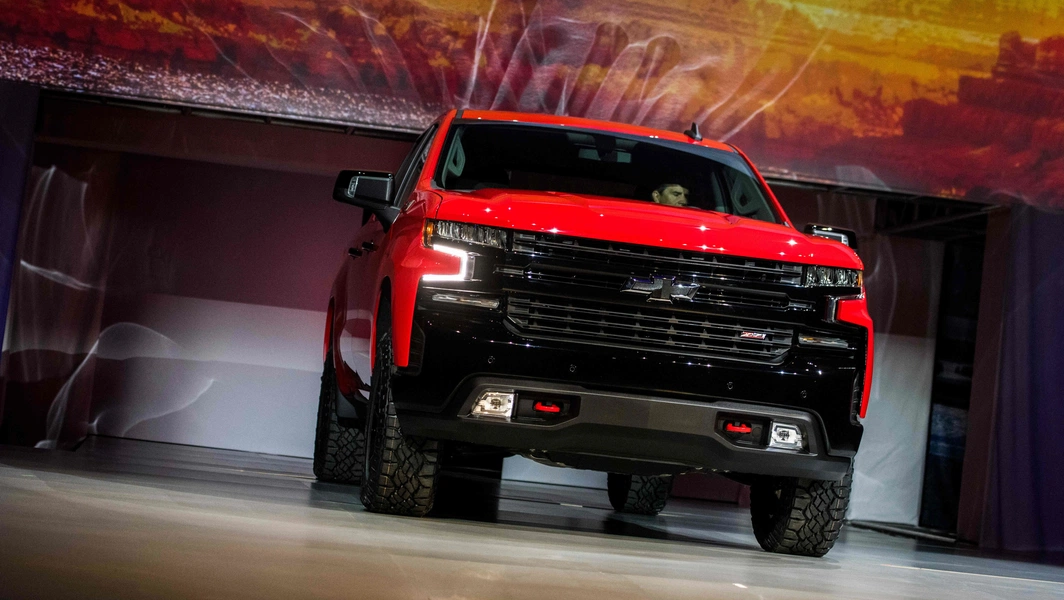 Chevy adds Duramax diesel to entry-level Silverado work truck
