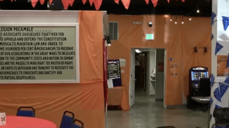 Parkville bar goes 'Oranje' for Netherlands national team