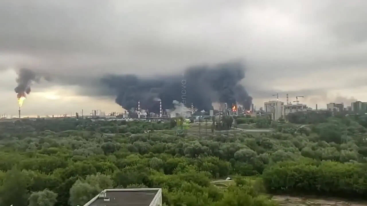 Ukrainian drones strike Moscow’s oil refinery again; flames, thick ...