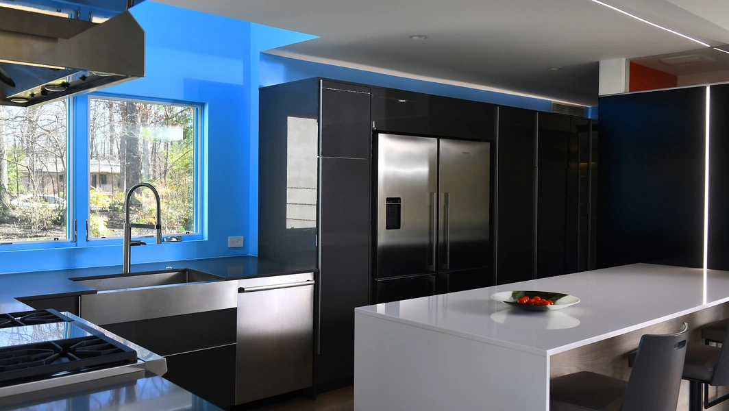 5 paint colors that expand kitchens and boost value