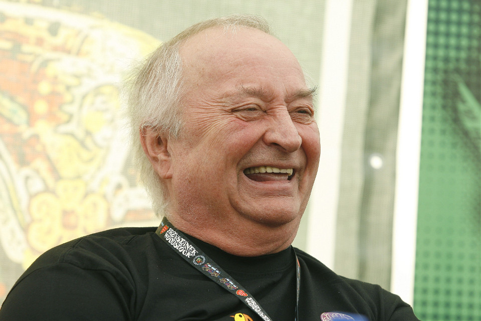 Tak dzisiaj wygląda Bohdan Łazuka - ma 87 lat i wciąż zachwyca publiczność