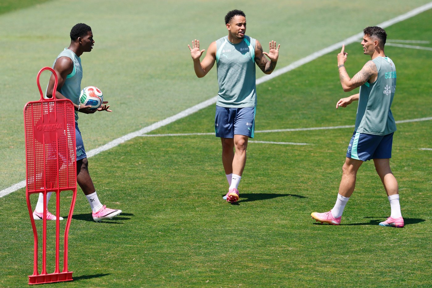 Switzerland says it can handle early pressure in World Cup amid reports ...