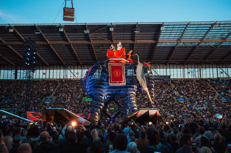 How to watch Take That Amazon Circus livestream on replay on Sunday