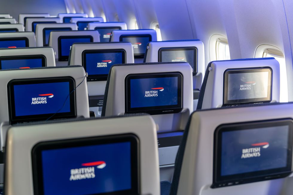 British Airways flight forced into emergency landing as 'explosion ...