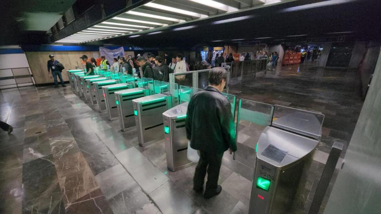 Metro y Metrobús de la CDMX ya aceptan tarjetas internacionales durante ...