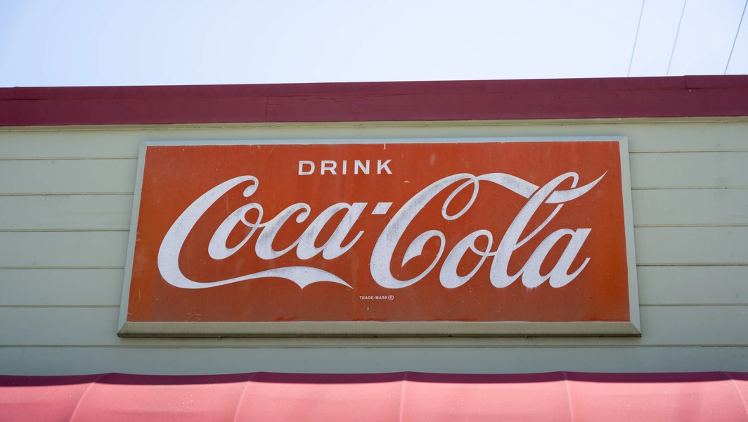 5 high-value vintage advertising signs