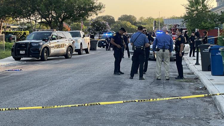 2 hospitalized, 3 suspects at large after 'a lot of shots were fired ...