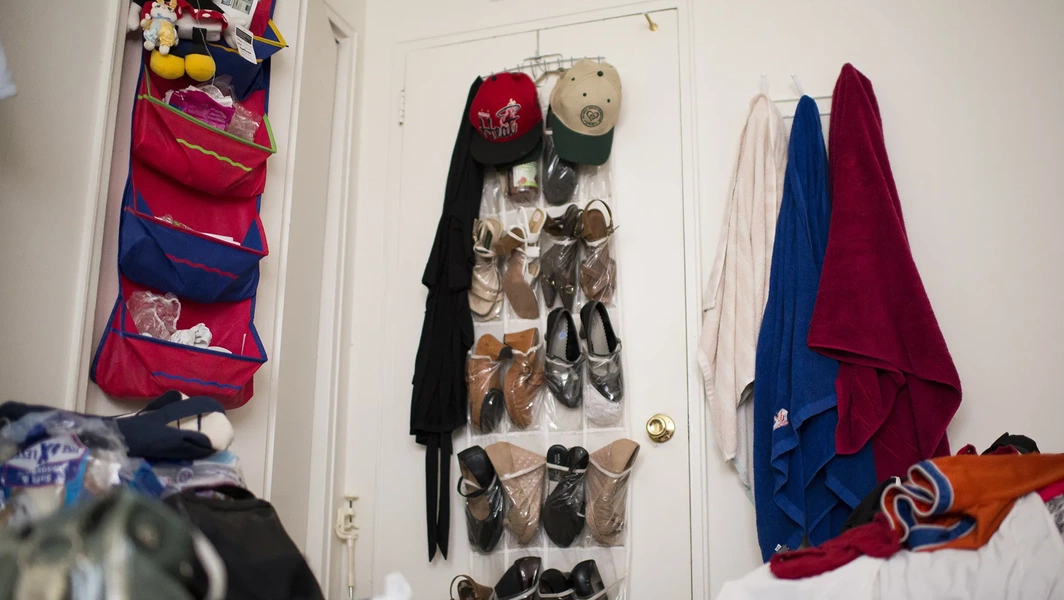 7 smart and stylish dorm room hacks