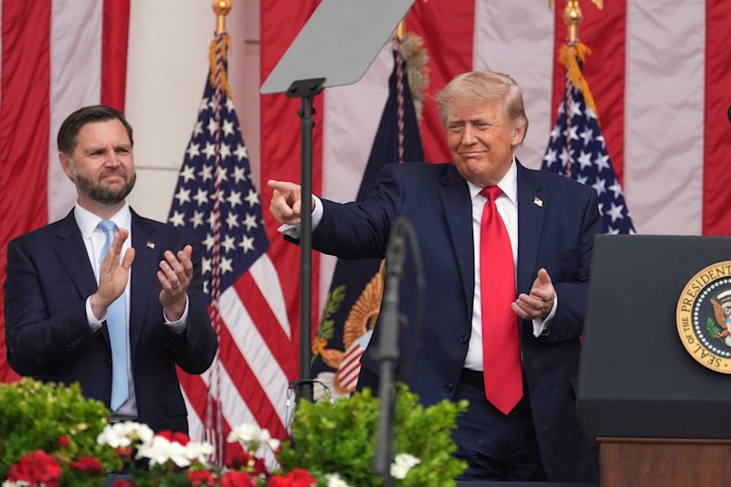 Trump already throwing JD Vance under the bus over panned Iran deal