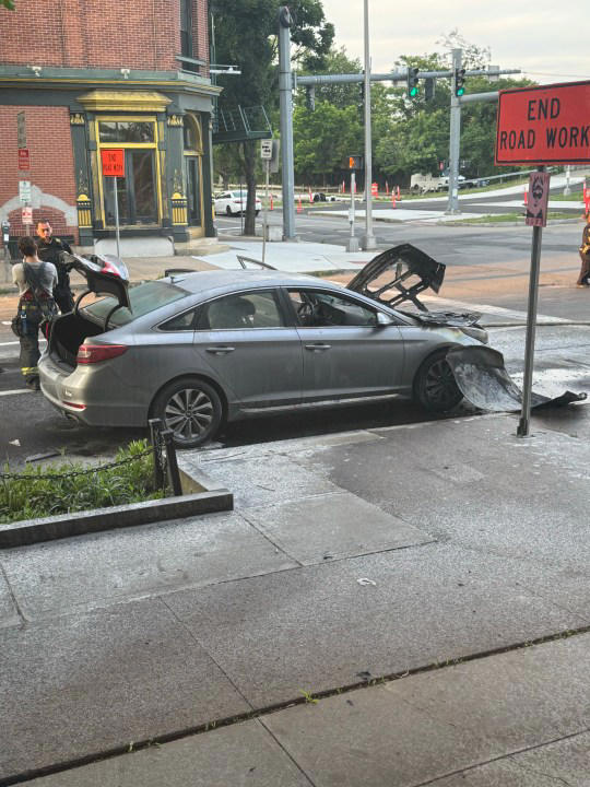 New Haven police investigating car fire on Elm Street