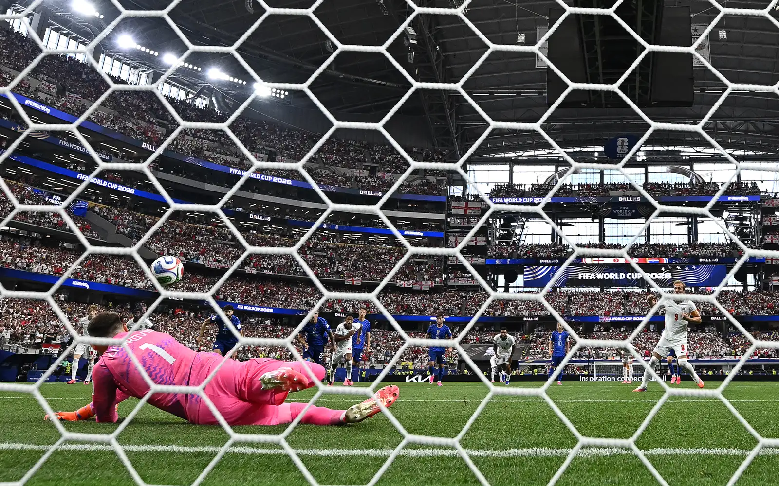 Tuchel’s tweaks give England something to Cro about