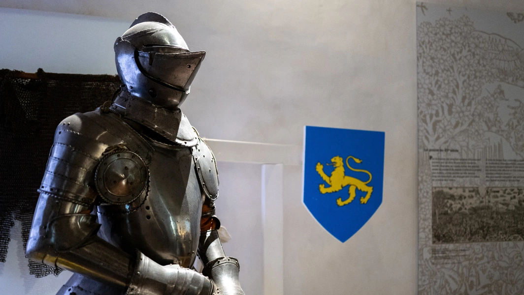 11 iconic suits of armor from history