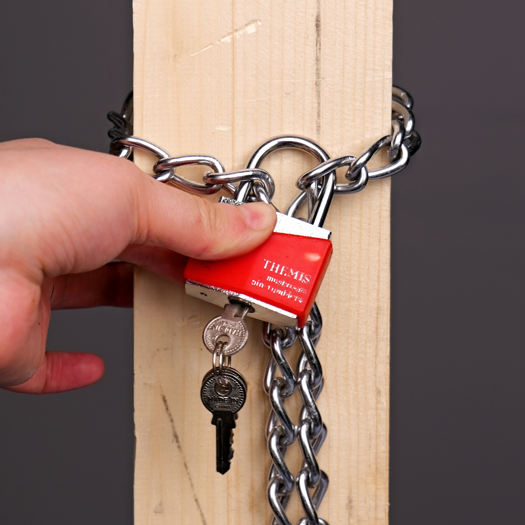 How to unlock a padlock with magnets 🔓🧲
