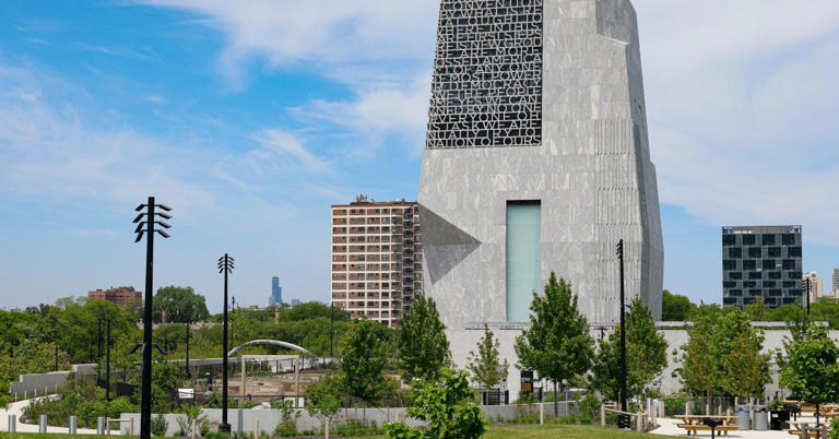 George Bush to attend Obama presidential center opening alongside Biden ...