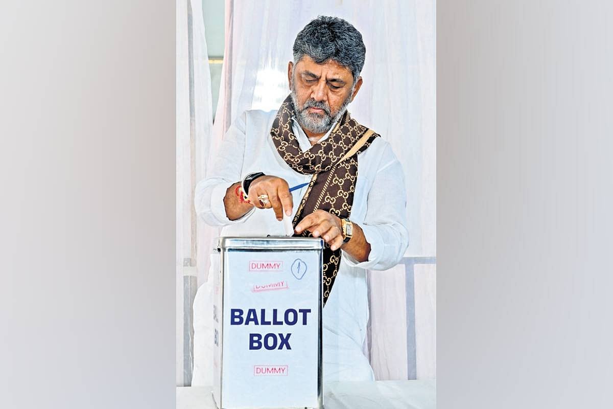 Congress can win 5, BJP 2 in seven MLC seats; can JDS keep its flock ...