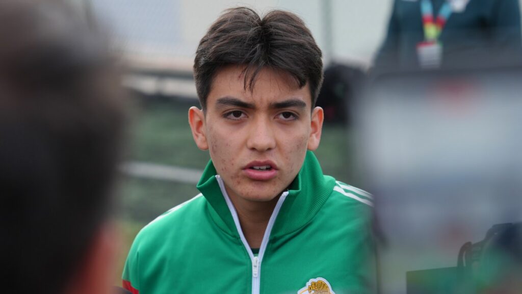 Gilberto Mora reconoce que el partido ante Corea del Sur “tiene un poco ...