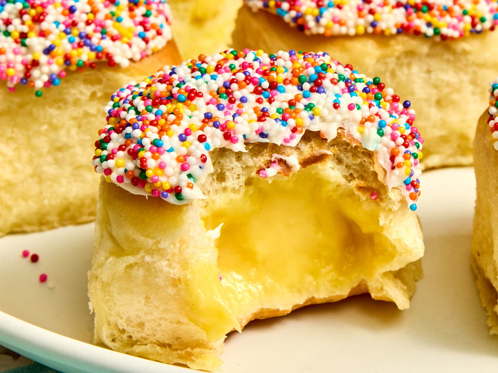 How to make dot cake donuts